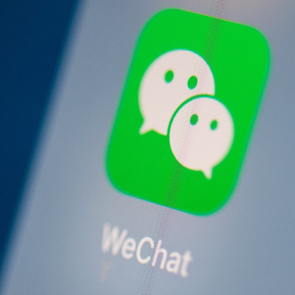 WeChat Review: How This All-in-One Messaging App Works